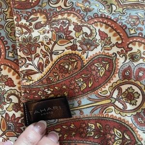 Tahari | Kitchen | 4 Tahari Cloth Placemats 55 Cotton 45 Polyester ...